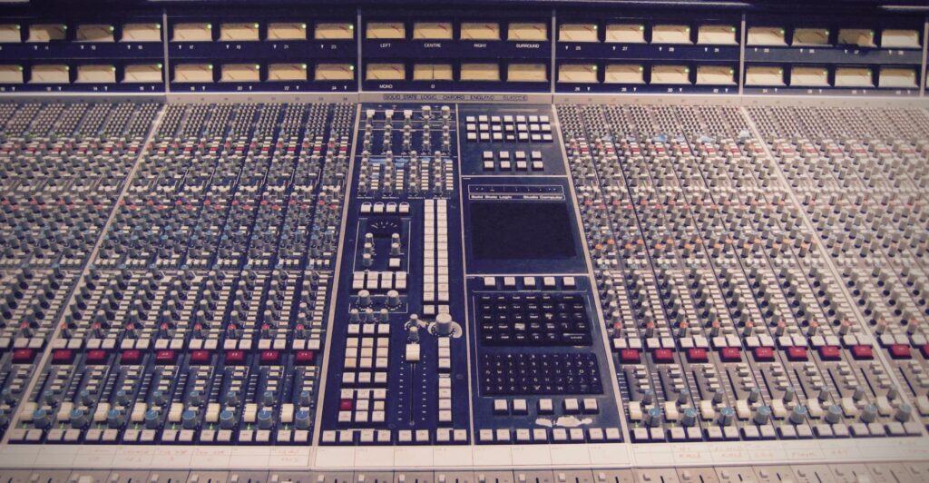 Professional Mixing Console 2026: Expert Guide to Pro Audio Consoles